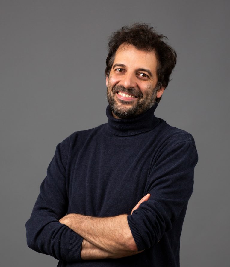 Onza se lanza al negocio de la ficción vertical con David Ávila