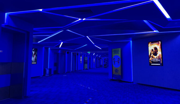 Supercines impulsa el cine más grande de Ecuador con Christie