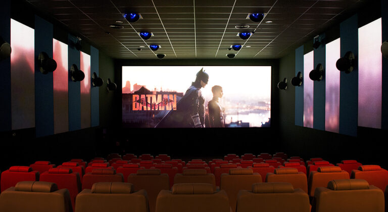 Ocine inaugura la primera sala inmersiva Ice Theaters de España